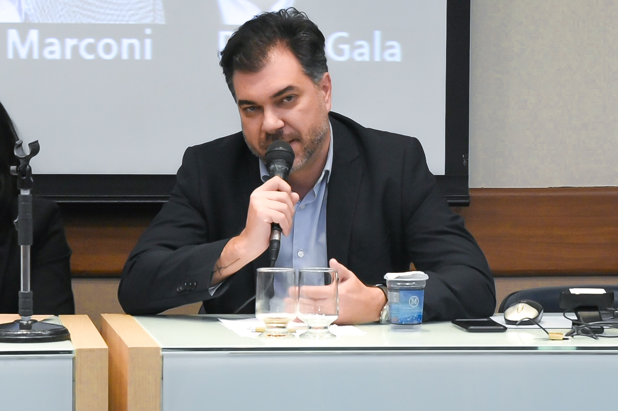 Debate no Mackenzie: Não existe desenvolvimento sem indústria e Estado ...
