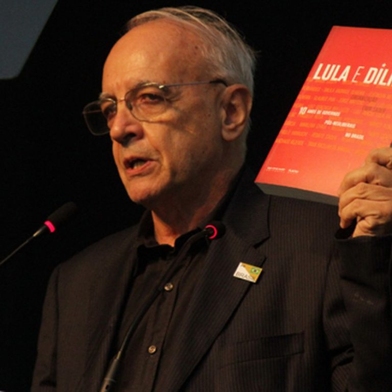 O que é isso companheiro Emir Sader? - Disparada